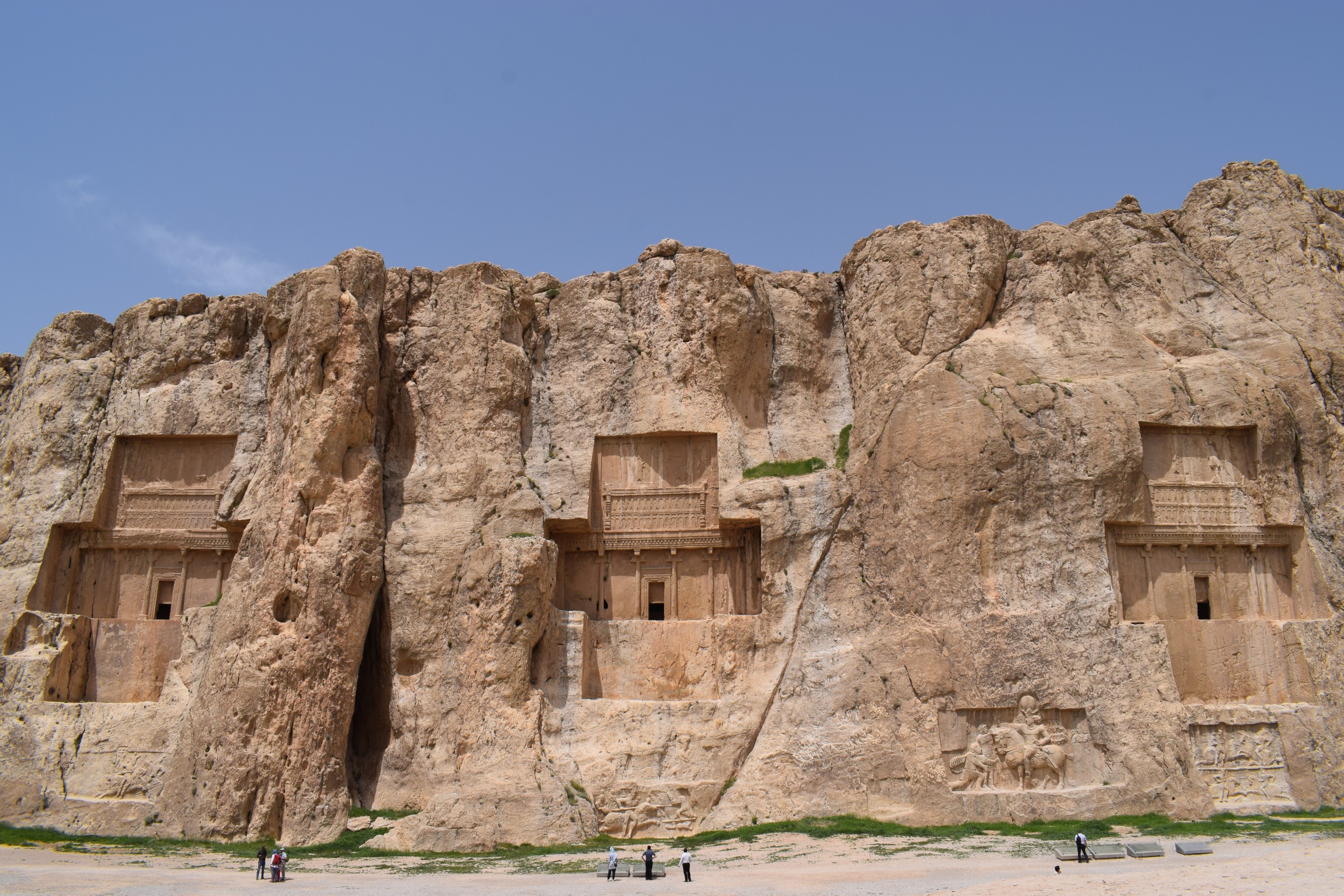 Naqsh-e Rostam – Jonty travels…