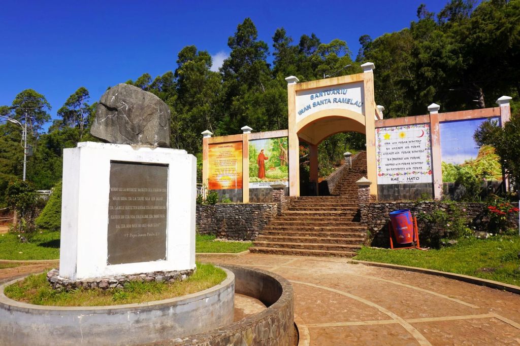 Timor-Leste Coast2Coast – Mt Ramelau / Tatamailau – Jonty travels…